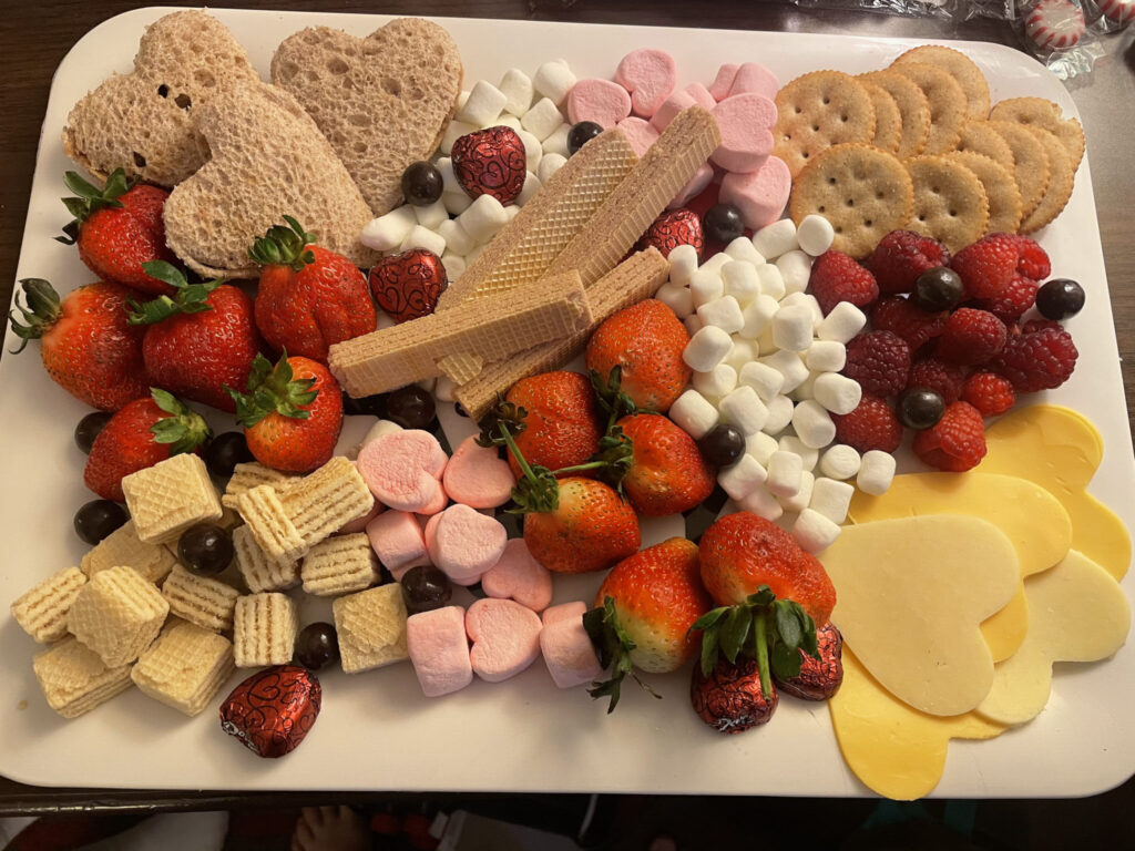 Eat Cheap and Save on Food When Traveling - Affordable Family Travel