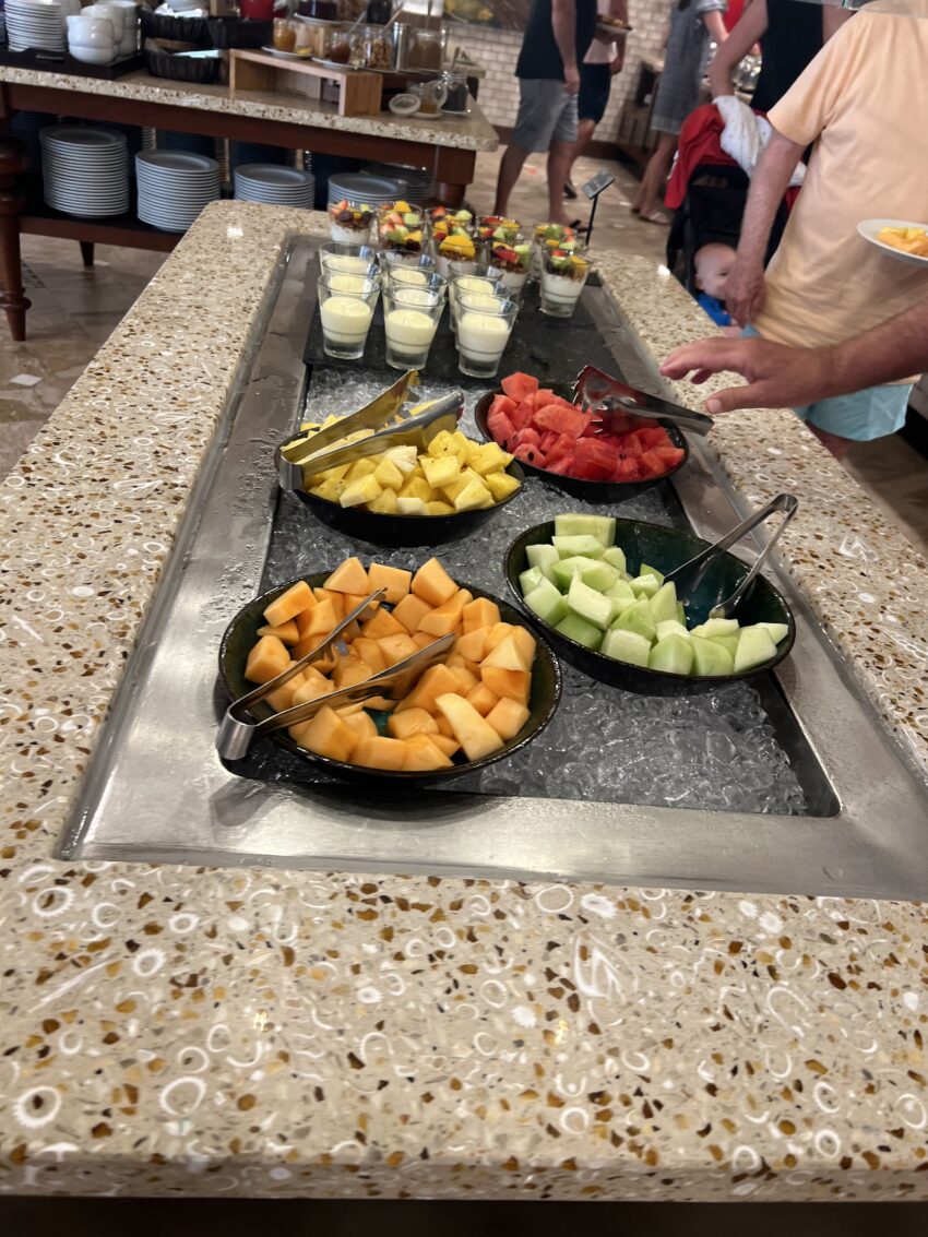Aruba Hotel Comparison: Hyatt Regency vs Hilton Aruba - Affordable ...